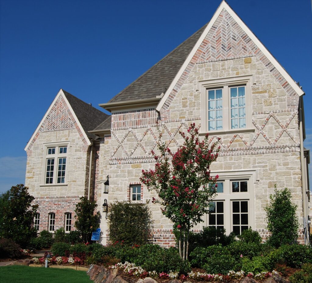 Lueders Sawn Chopped Limestone - Rock Materials